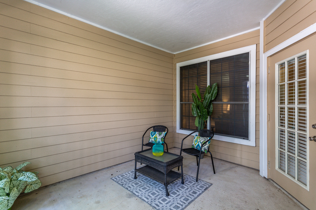 Willow Bridge - Properties - Stone Oak @ Parmer